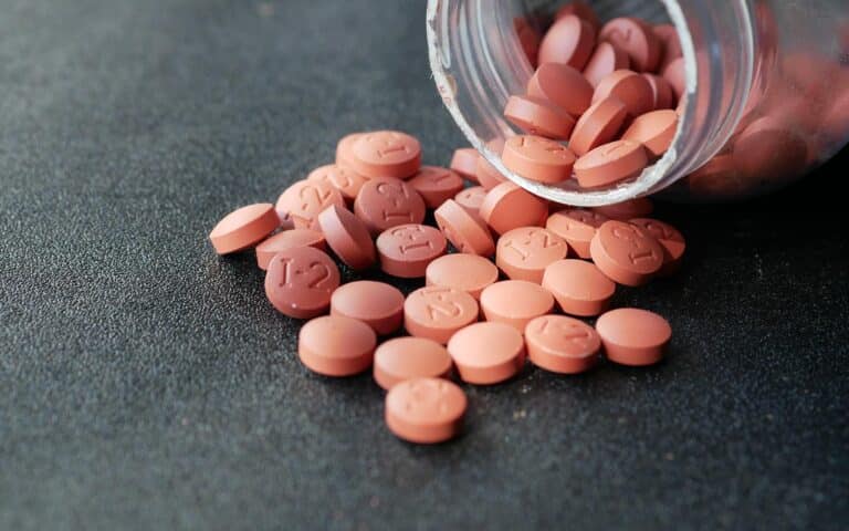 Gabapentin Half Life: Understanding Duration & Effects